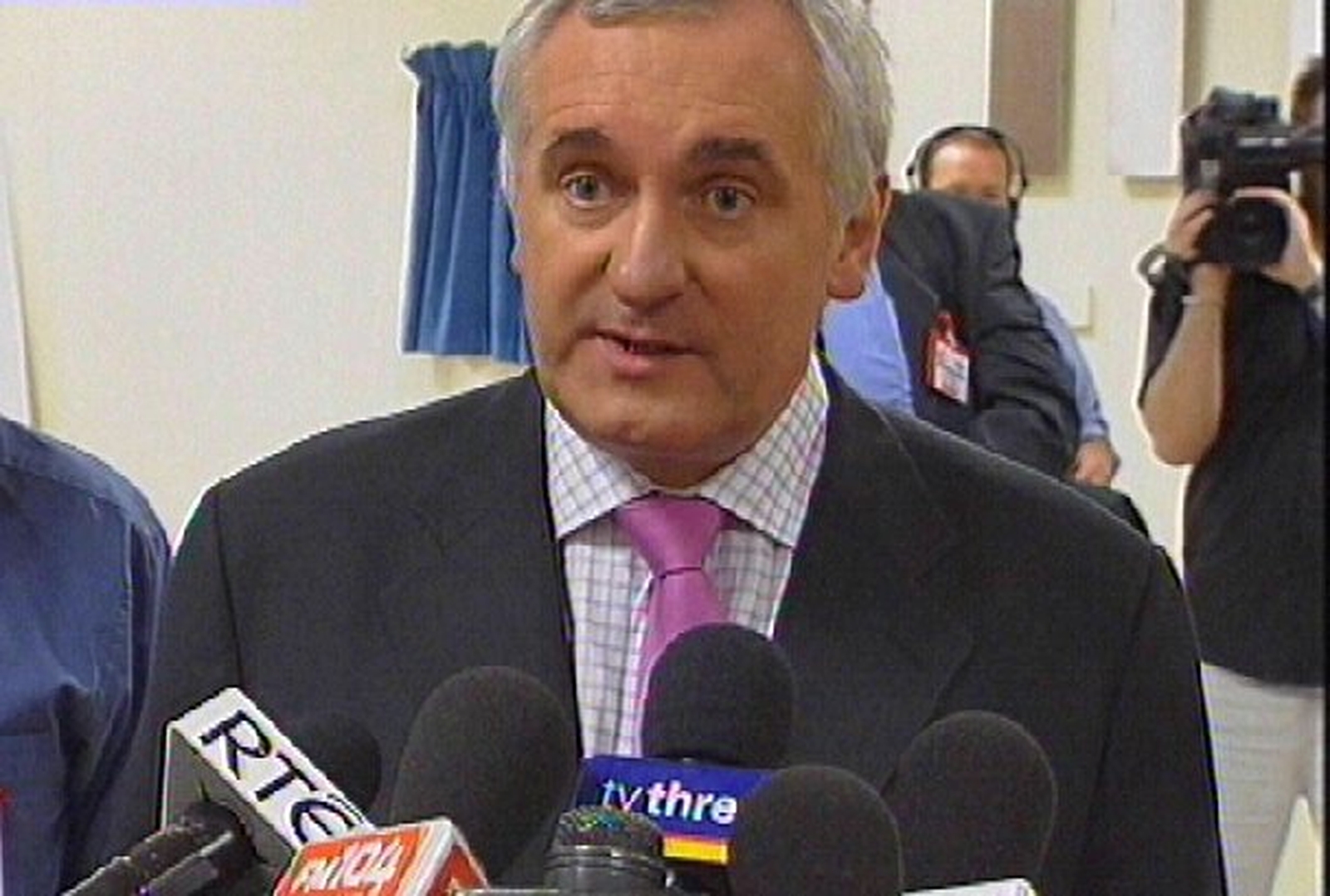 Ahern calls for party to join fightback