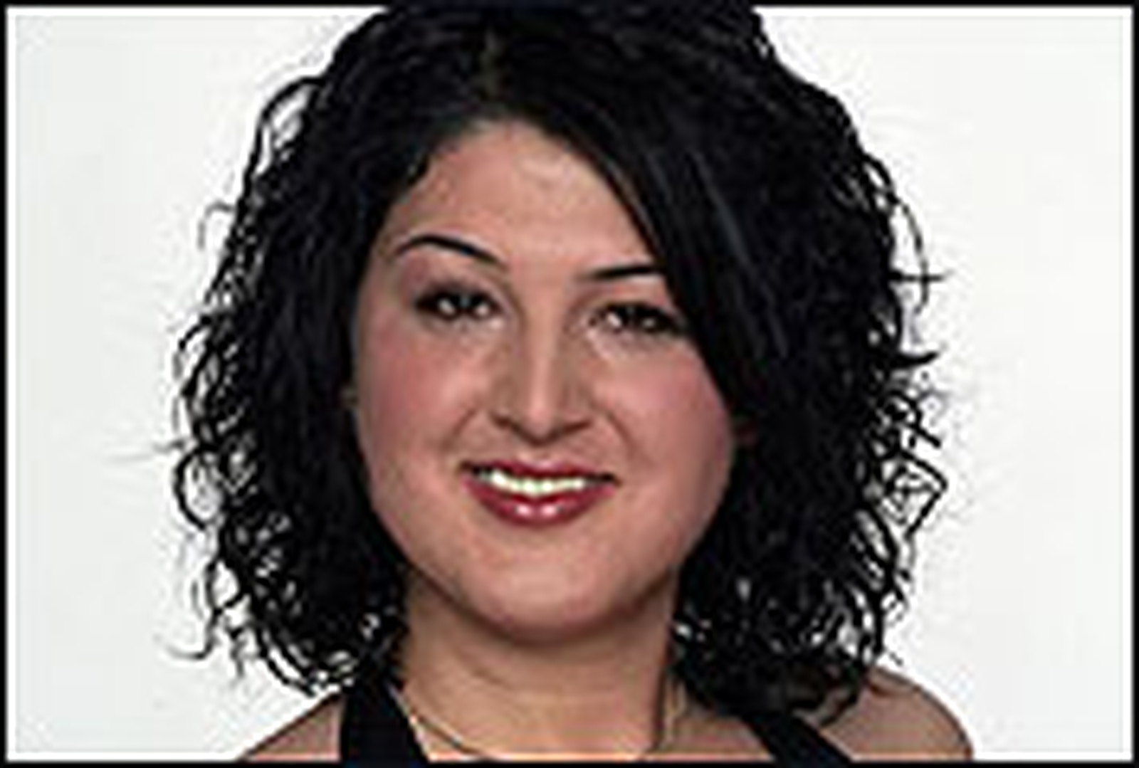 Nadia crowned Big Brother queen 2004