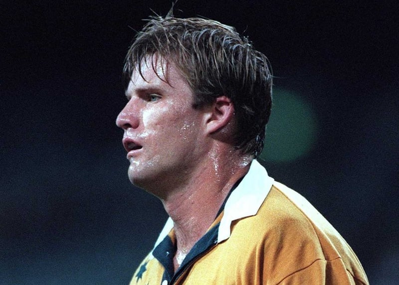 Munster sign Aussie Bowman