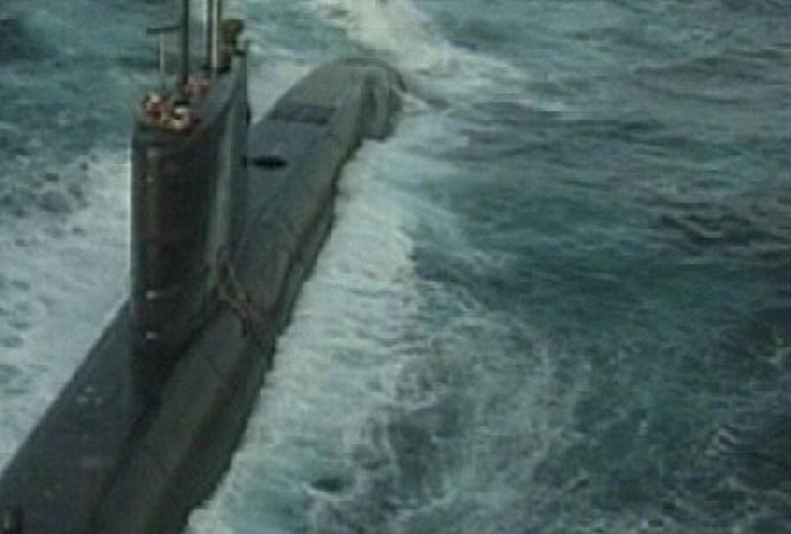 Towing operation begins off Irish coast