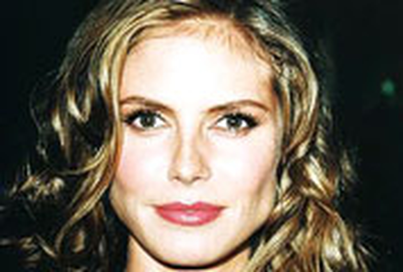 Seal and Klum expecting first child