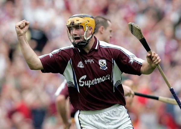 Hodgins departs the Tribe