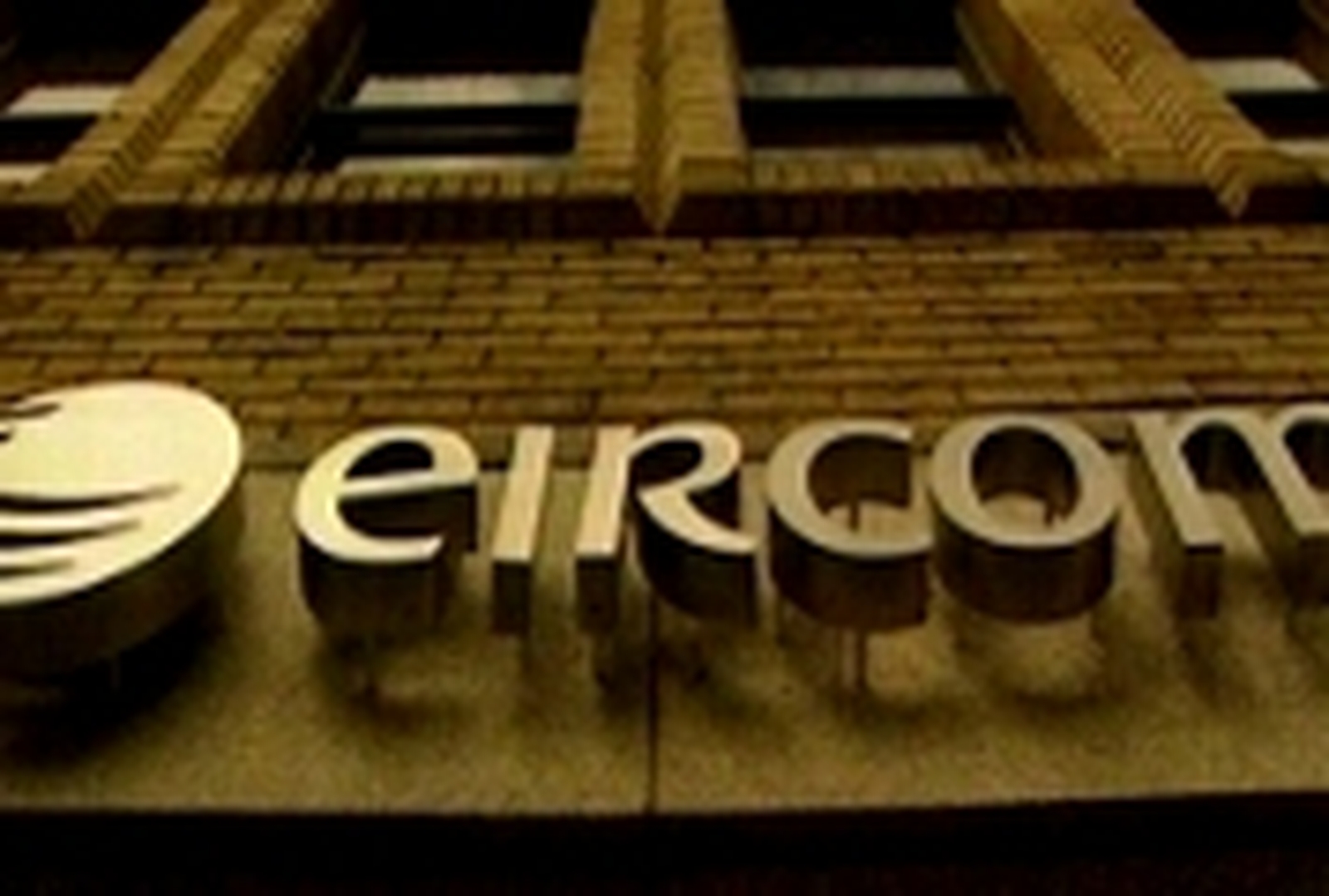 Eircom board backs sale for €2.4bn