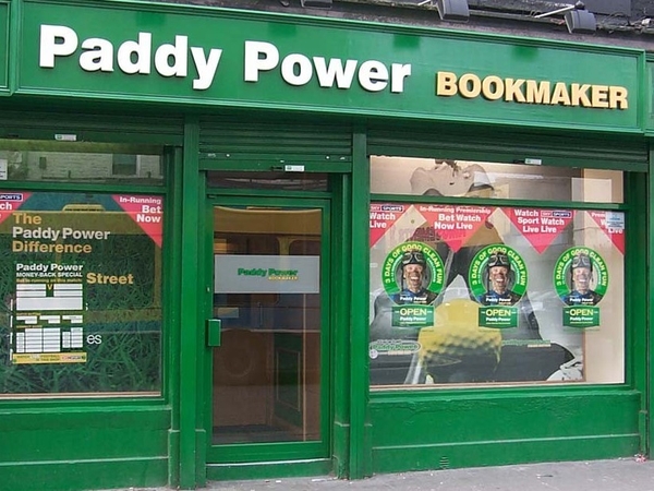 Paddy Power opens first Glasgow shop