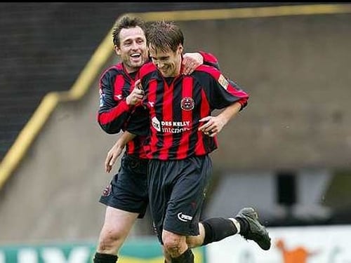 Bohemians captain Hunt quits football