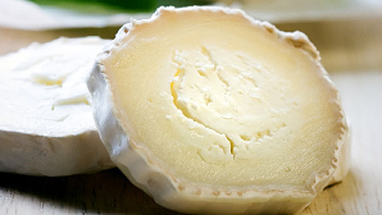 Beetroot And Goat's Cheese Tartlet With Watercress