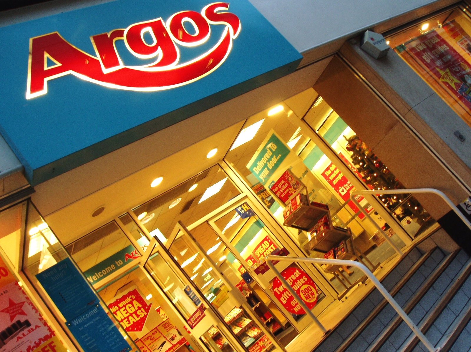 One-day strike at Argos to go ahead