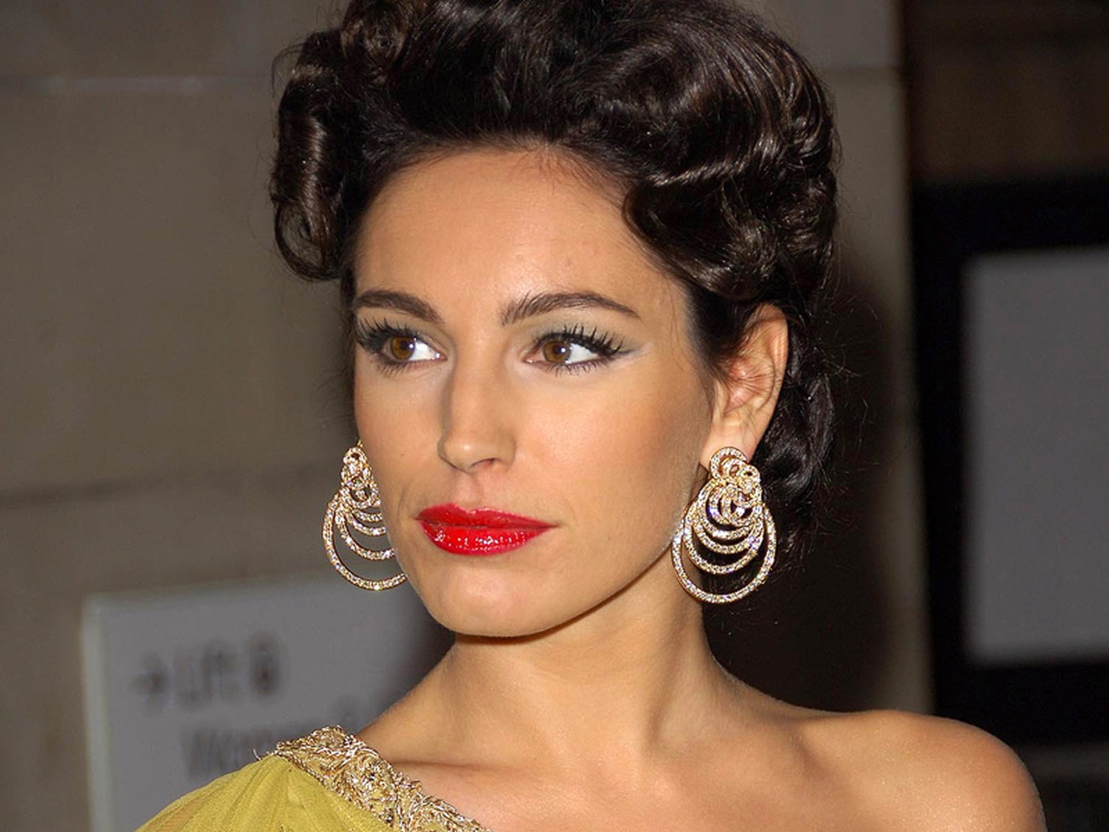 Kelly Brook's father dies, aged 57