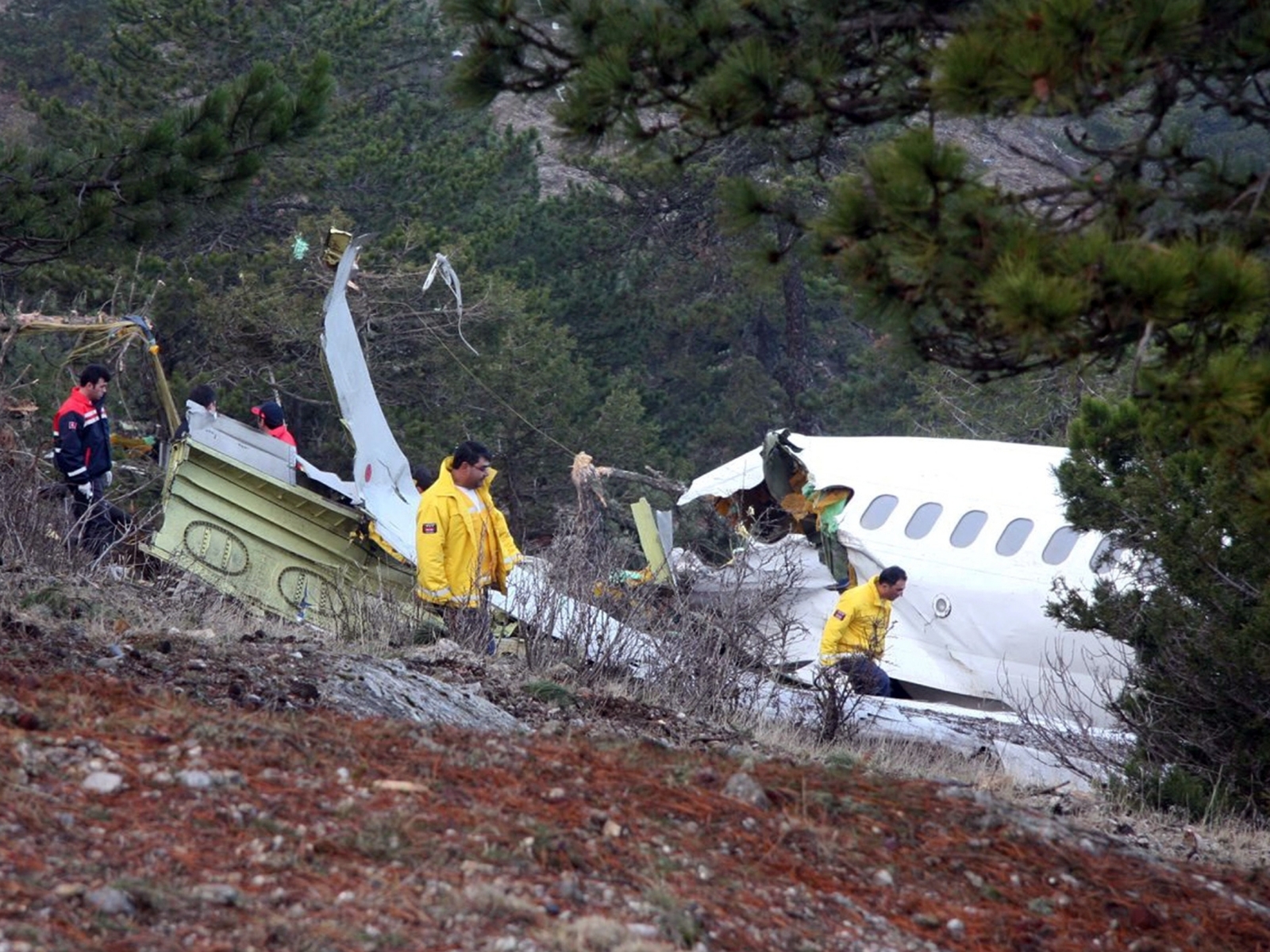 Plane crash kills 57 in Turkey