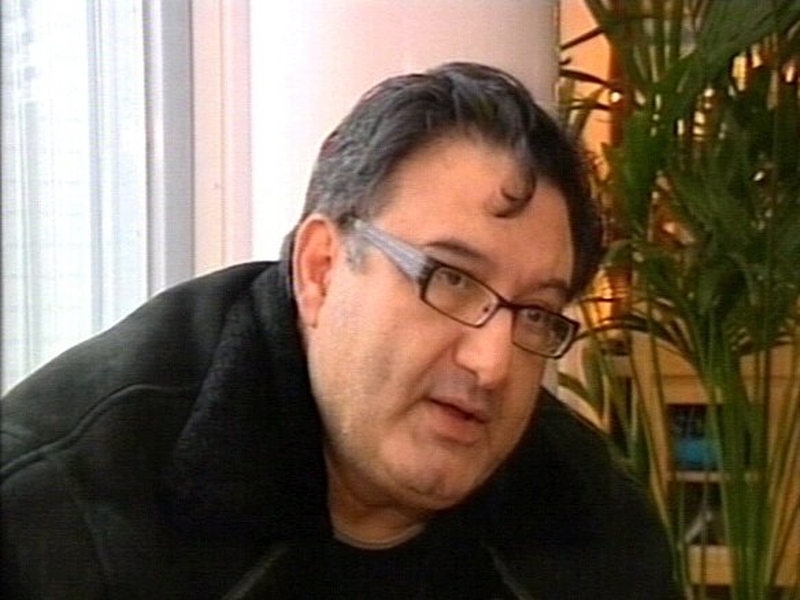 Questions over hiring of consultant