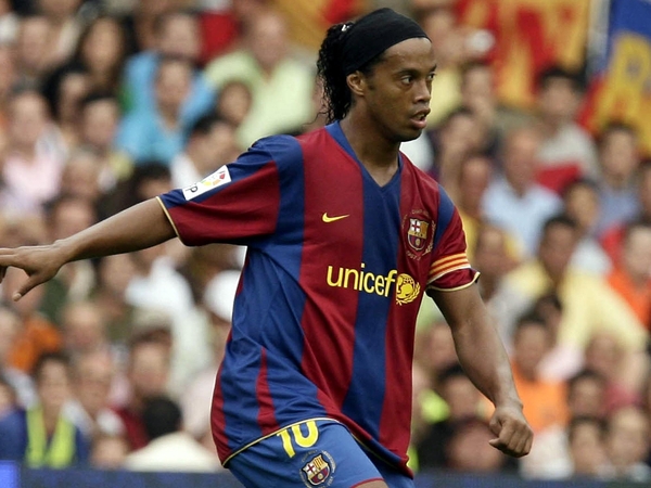 Inter Milan join hunt for Ronaldinho