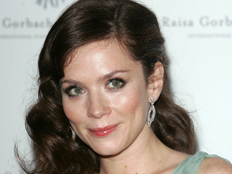 Anna Friel talks marriage proposals