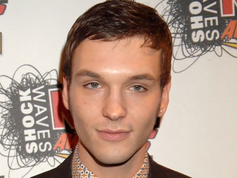 Ordinary Boys singer Preston back with ex?