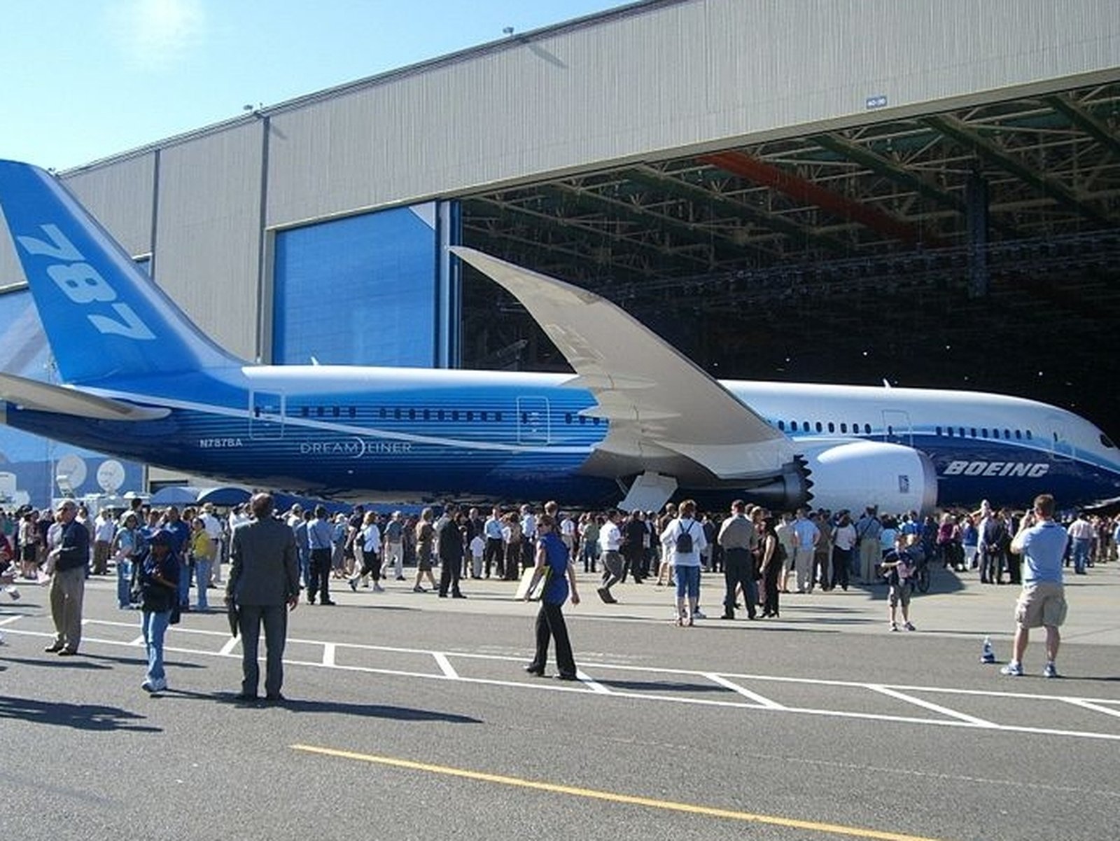 Boeing's Q2 earnings rise 17%