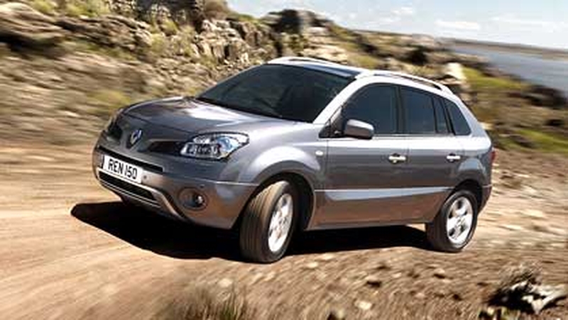 Renault launches new 4x4 crossover