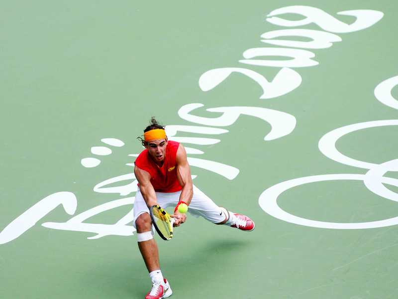 Nadal hammers Hewitt in Beijing
