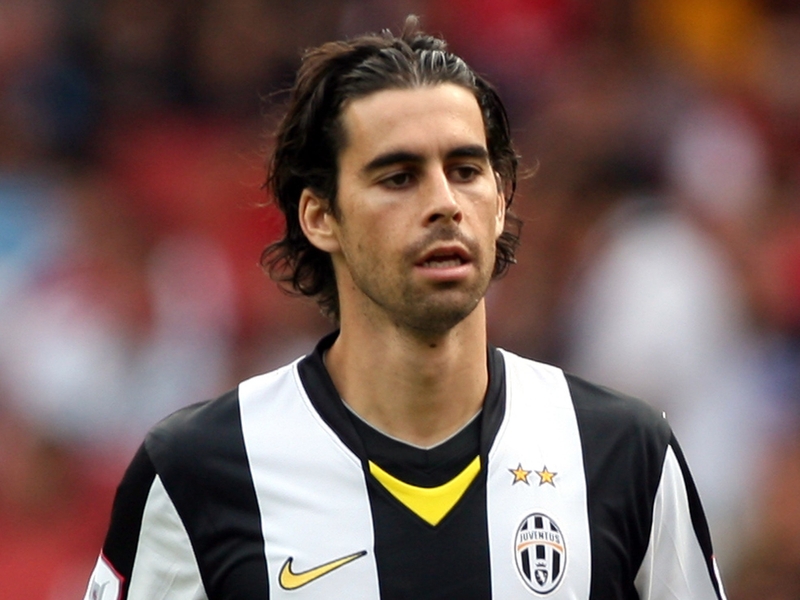 Tiago rejects Everton move