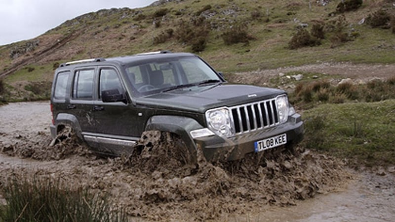 Jeep wins UK '4x4 of the Year' Hat-Trick