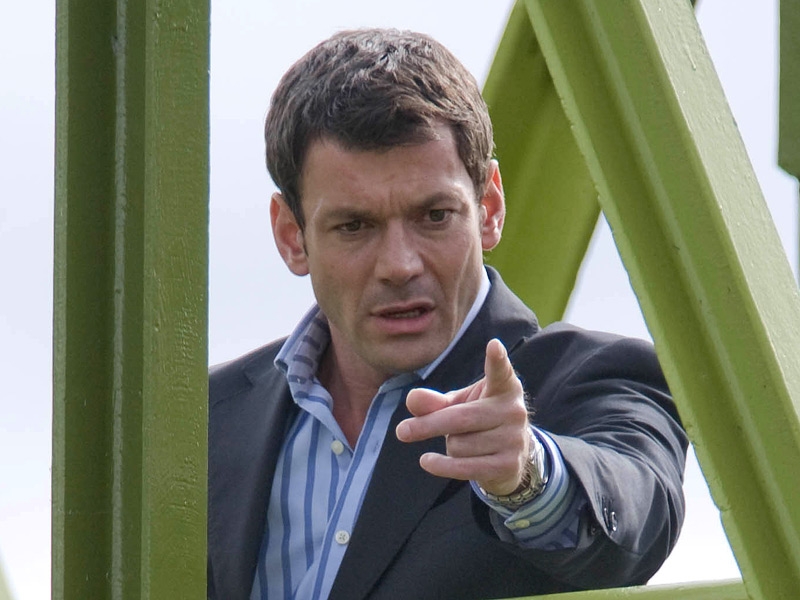 Corrie moves to 9pm for killer story