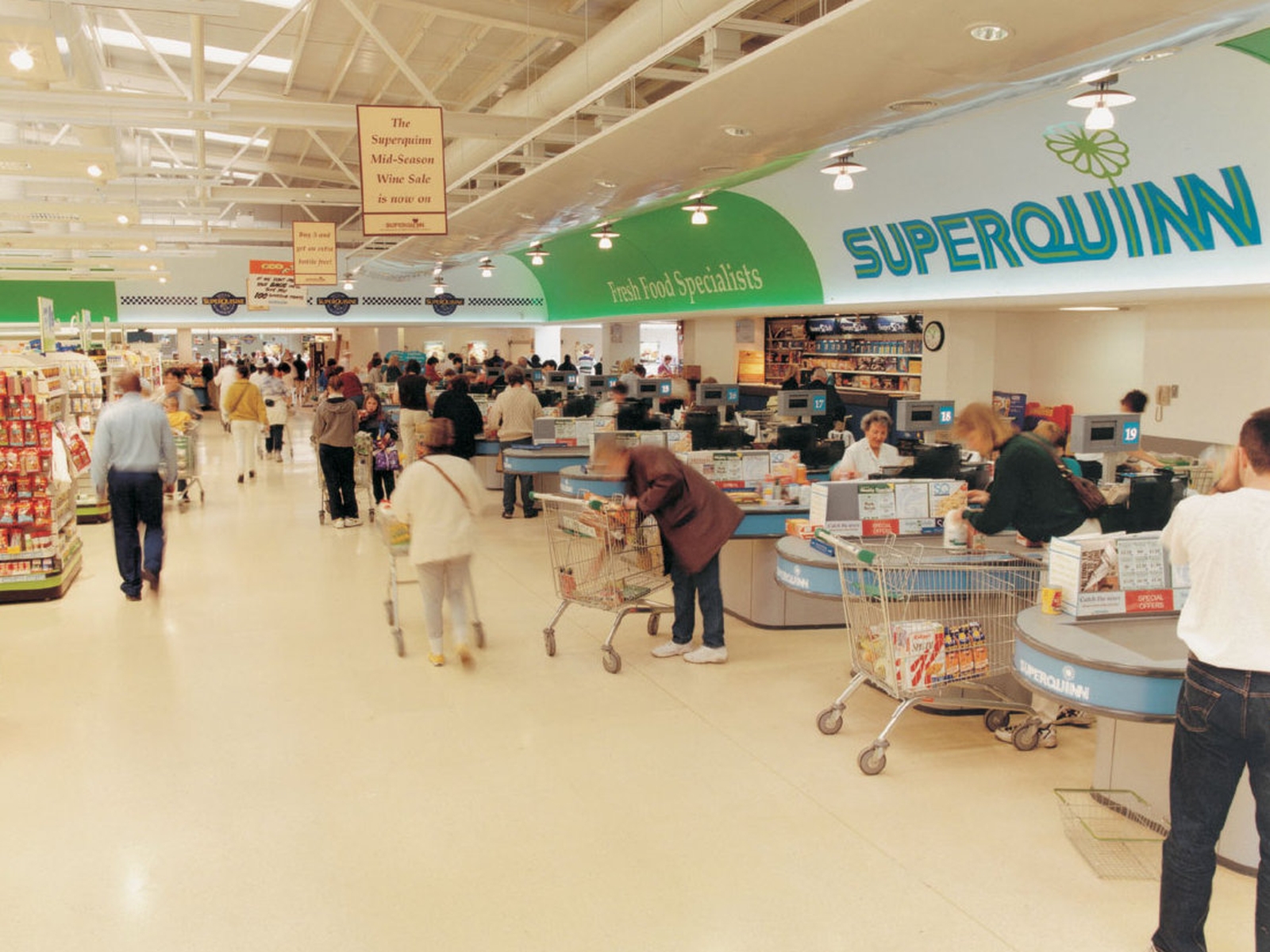 Superquinn to lay off 400 workers