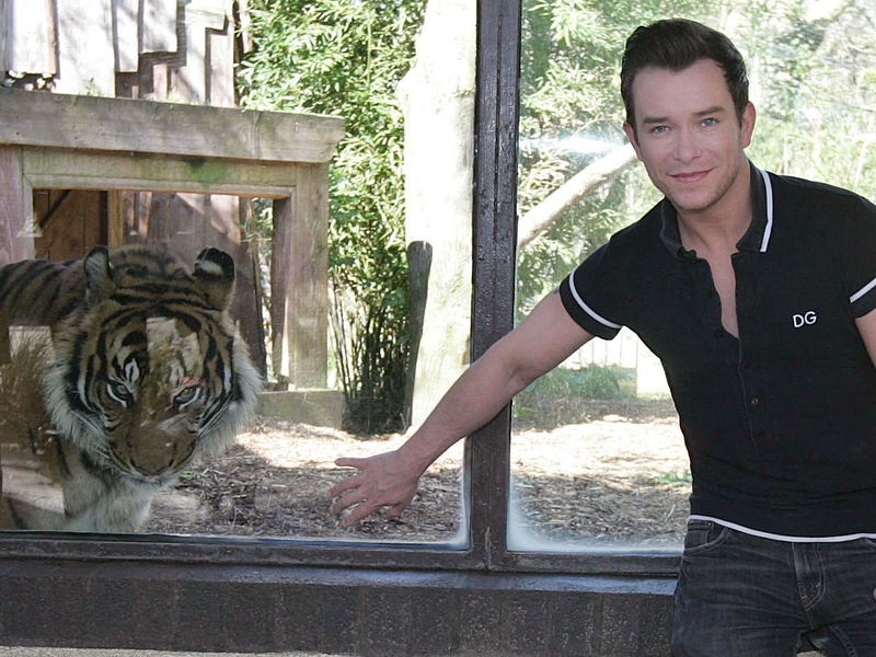 Tributes paid to Stephen Gately