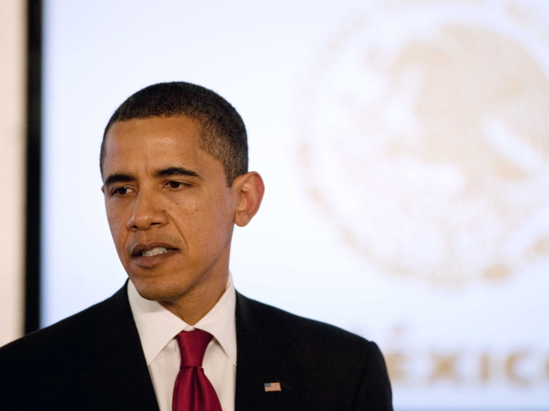 Obama pledges 'new beginning' with Cuba