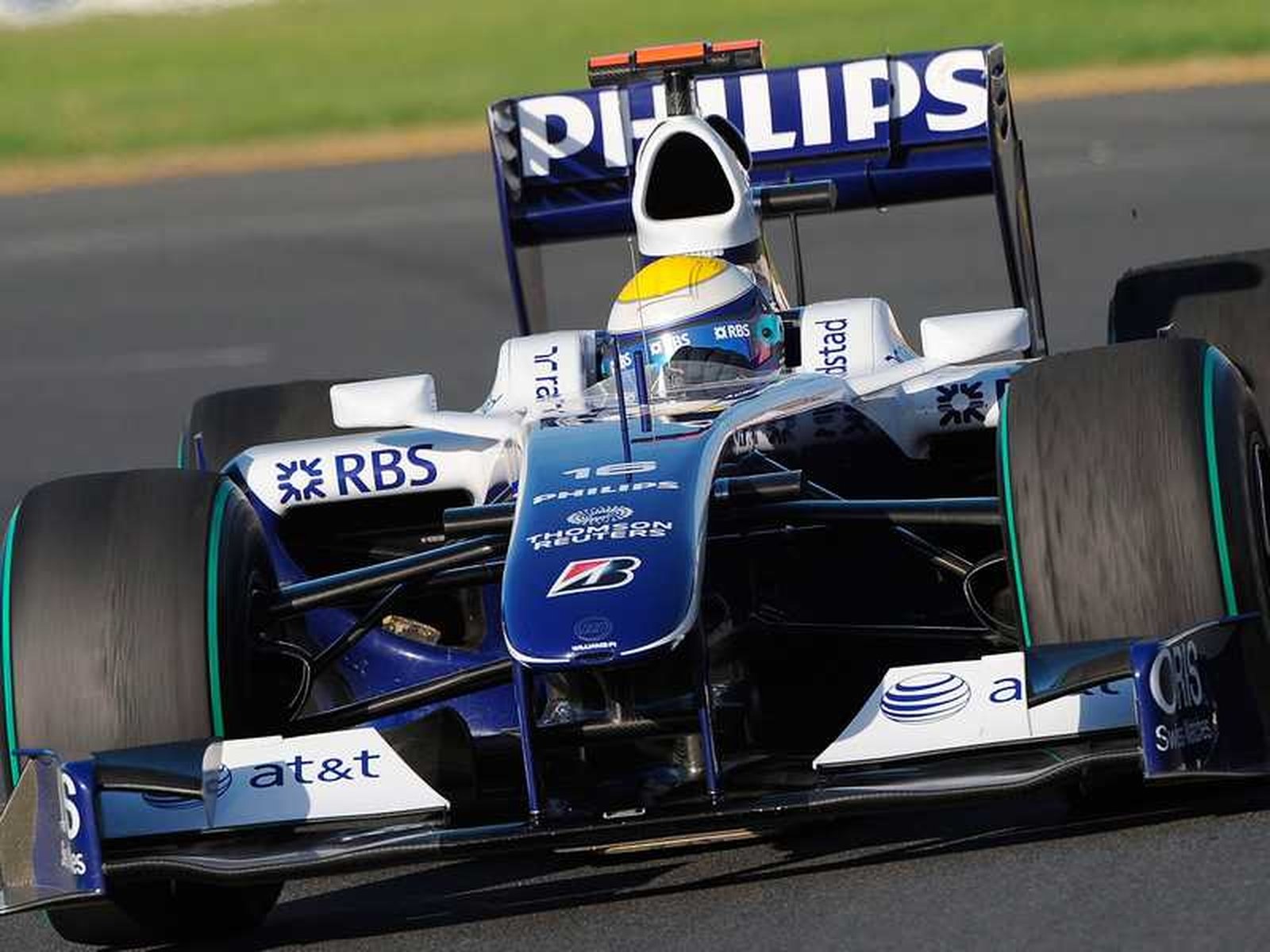 Williams dominate Spanish practice