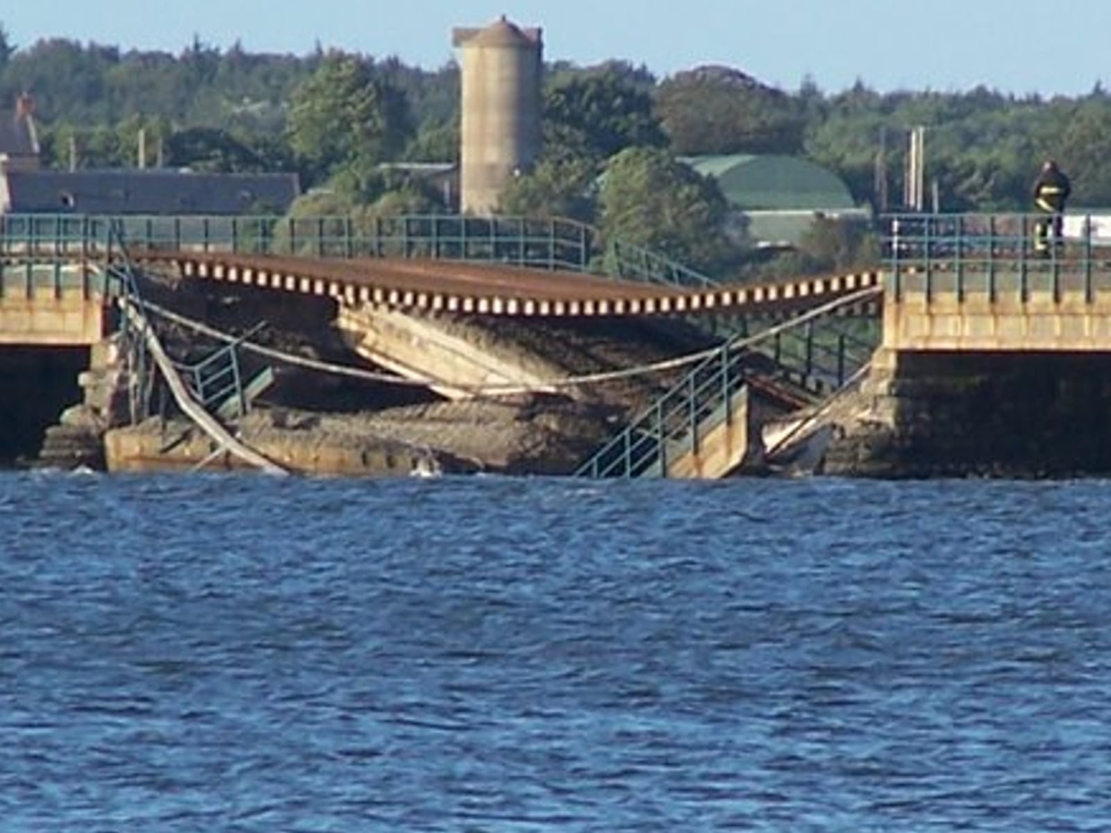 Rail collapse may be linked to seabed erosion