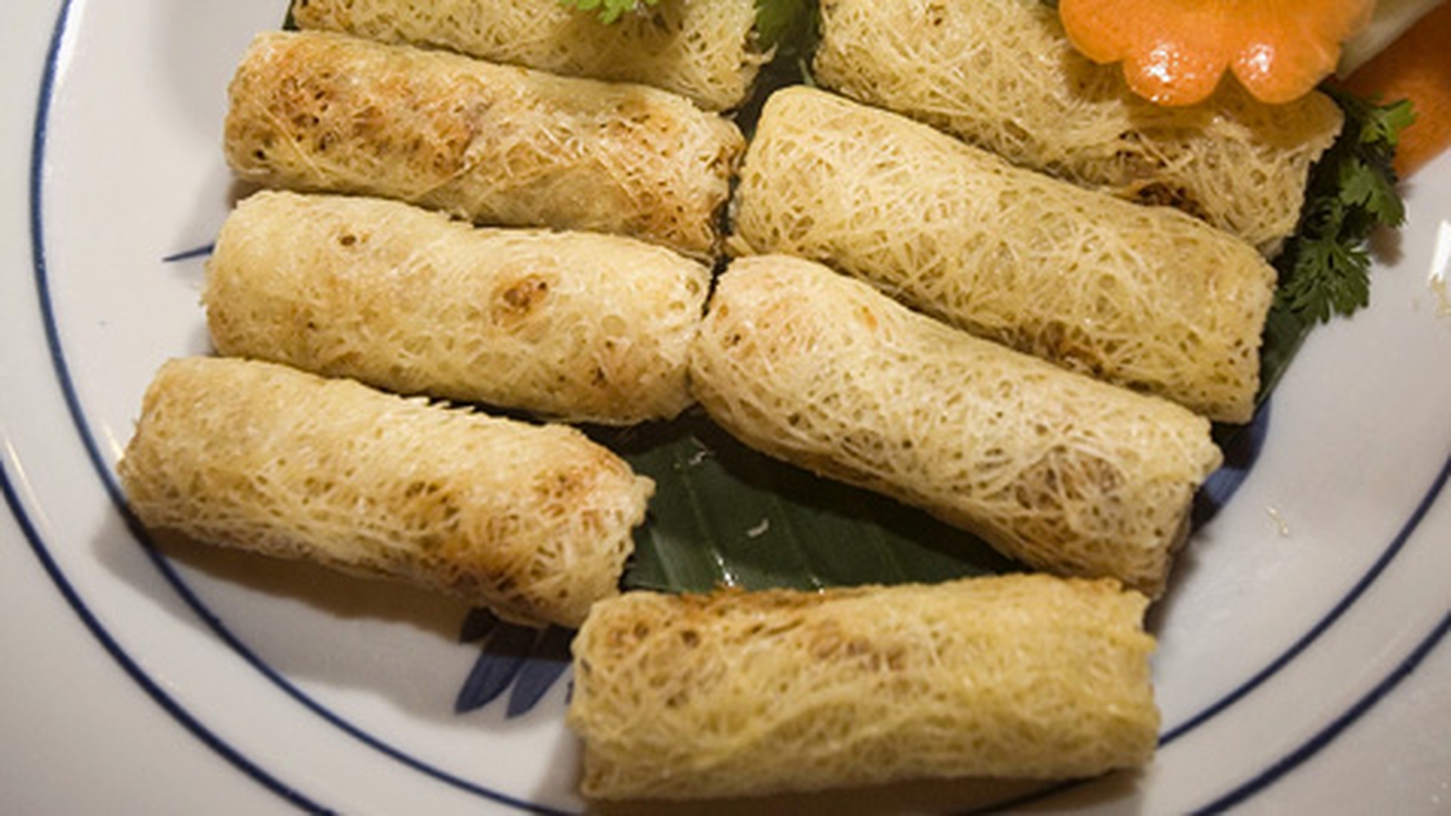 Curried Chicken Spring Rolls with Mango Chutney