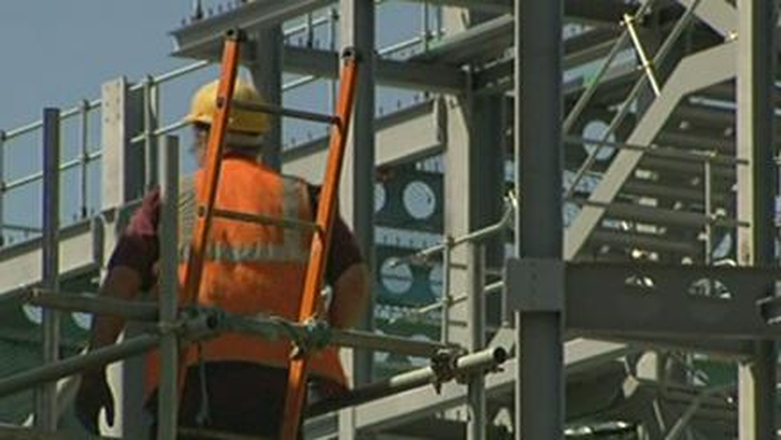 Bigger drop in construction last month