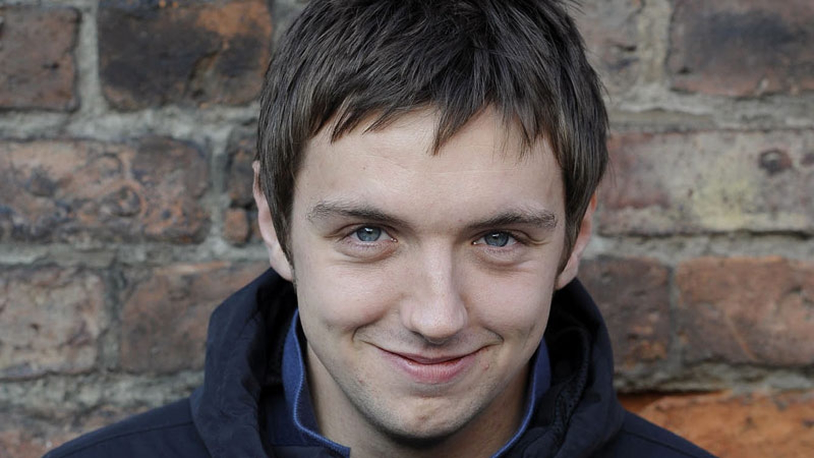 Corrie actor Gazey 'agrees new deal'