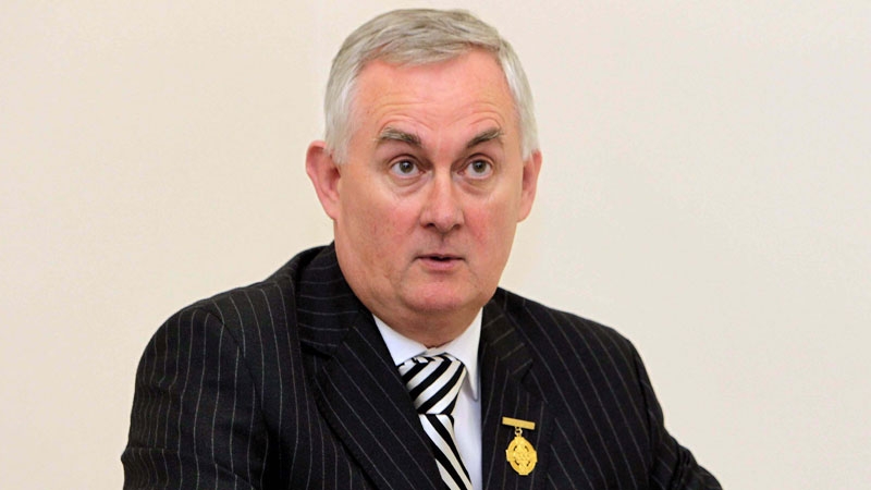 Cooney slams manager payments at Congress