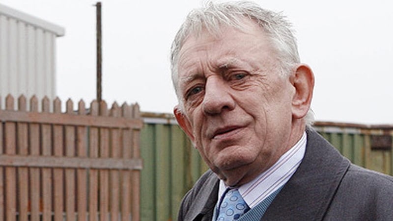 Tributes paid to actor Mick Lally