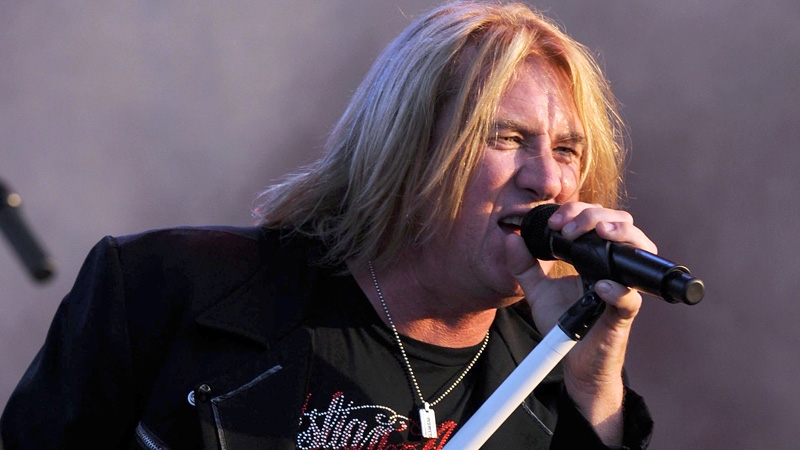 Def Leppard star launches own beer