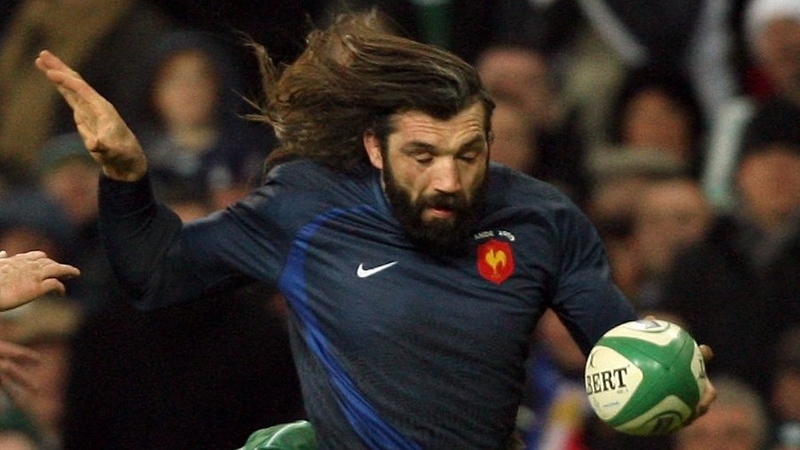 Chabal recalled to Les Bleus first XV
