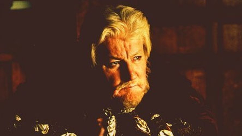 Actor TP McKenna dies, aged 81