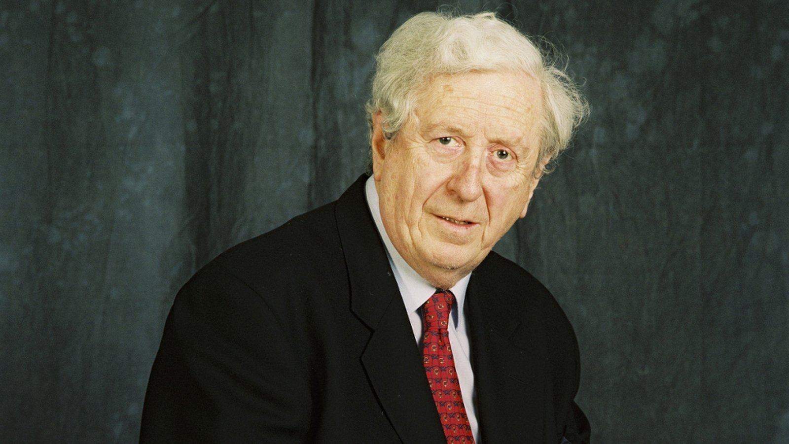 Former Taoiseach Garret FitzGerald dies aged 85