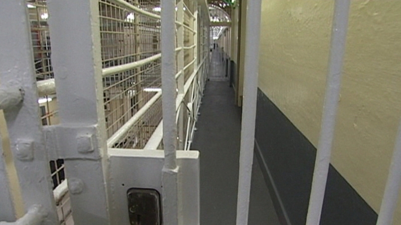 NI Prison Service seeks 200 new officers