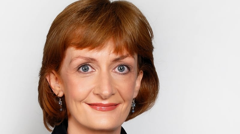 Rachael English's The American Girl - read an extract