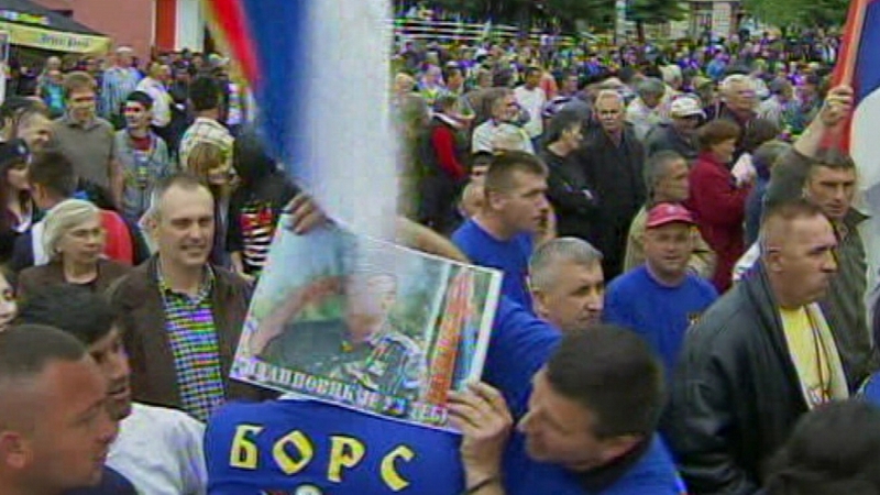 Serbian nationalists protest Mladic arrest