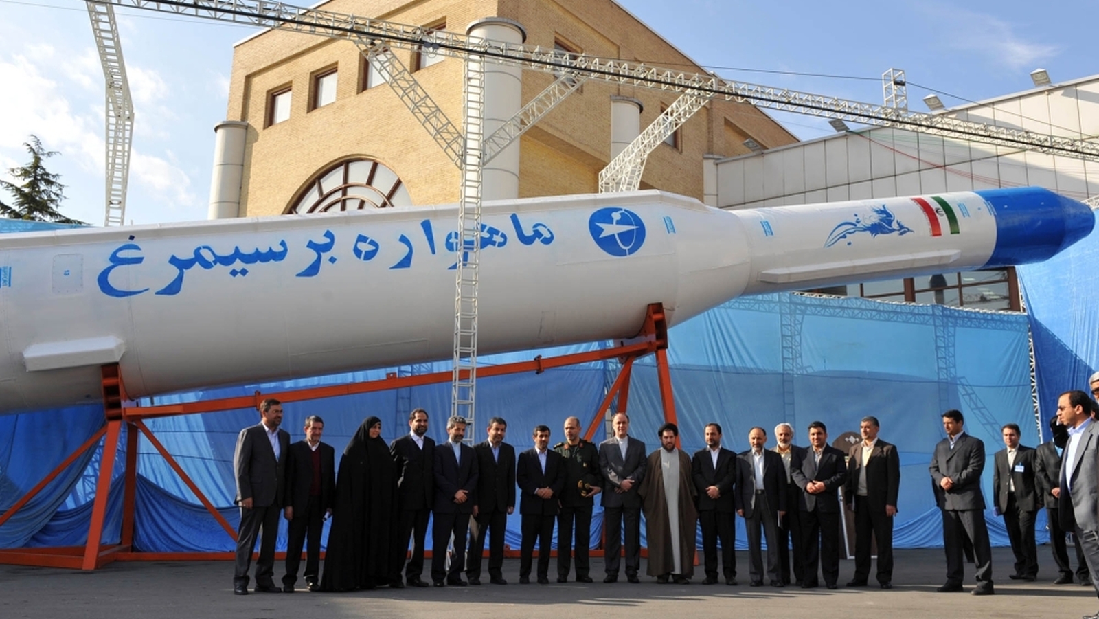 Iran to send monkey to space