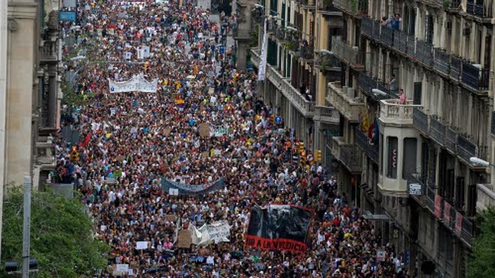 Spanish protesters launch marches
