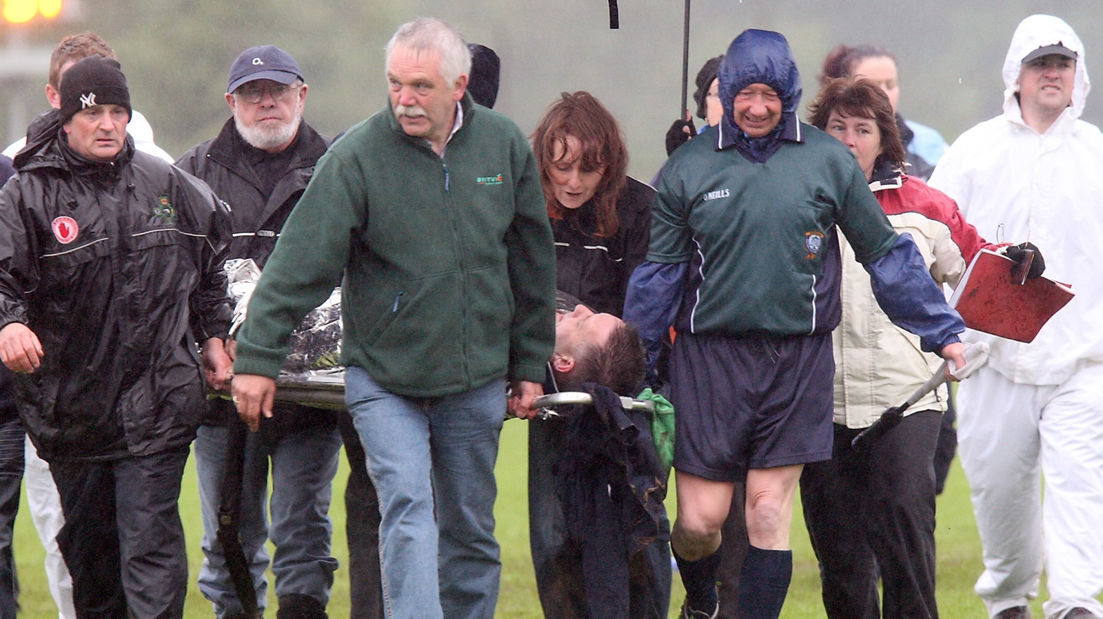 Referee knocked unconscious at GAA ladies game