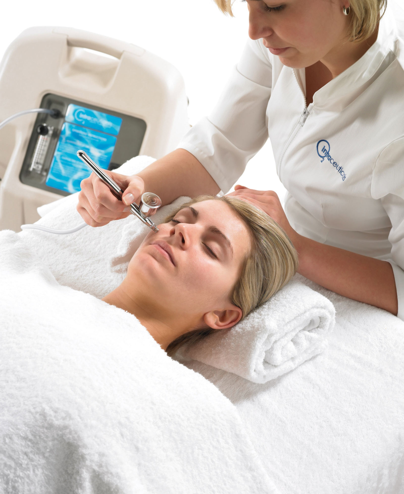 The 'Hollywood Secret' facial at Medico