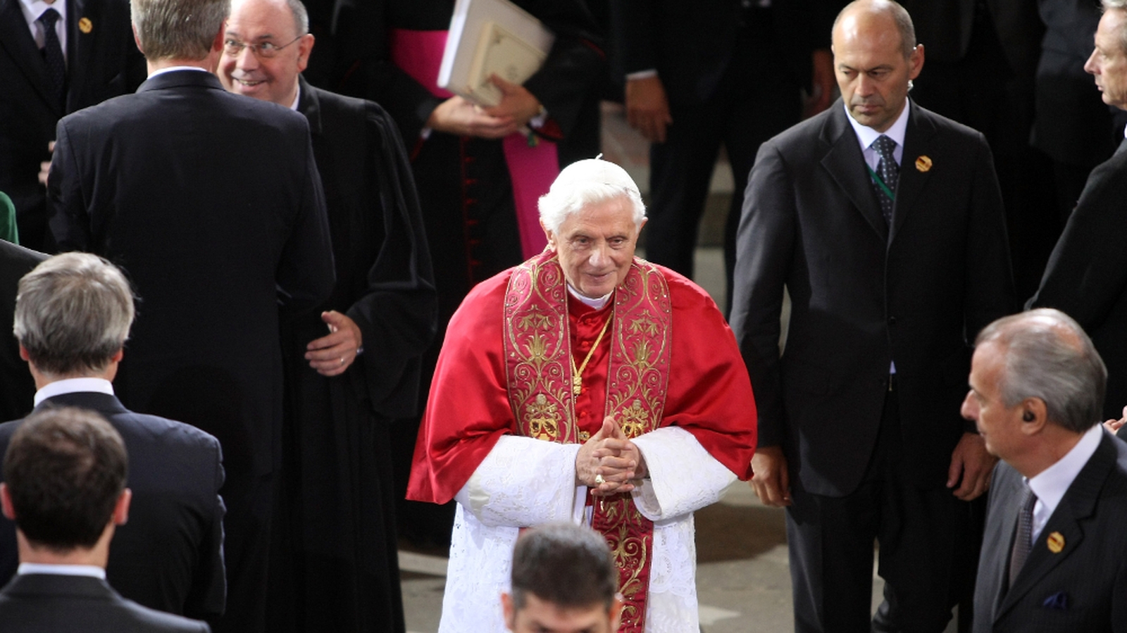Pope praises Martin Luther's passion
