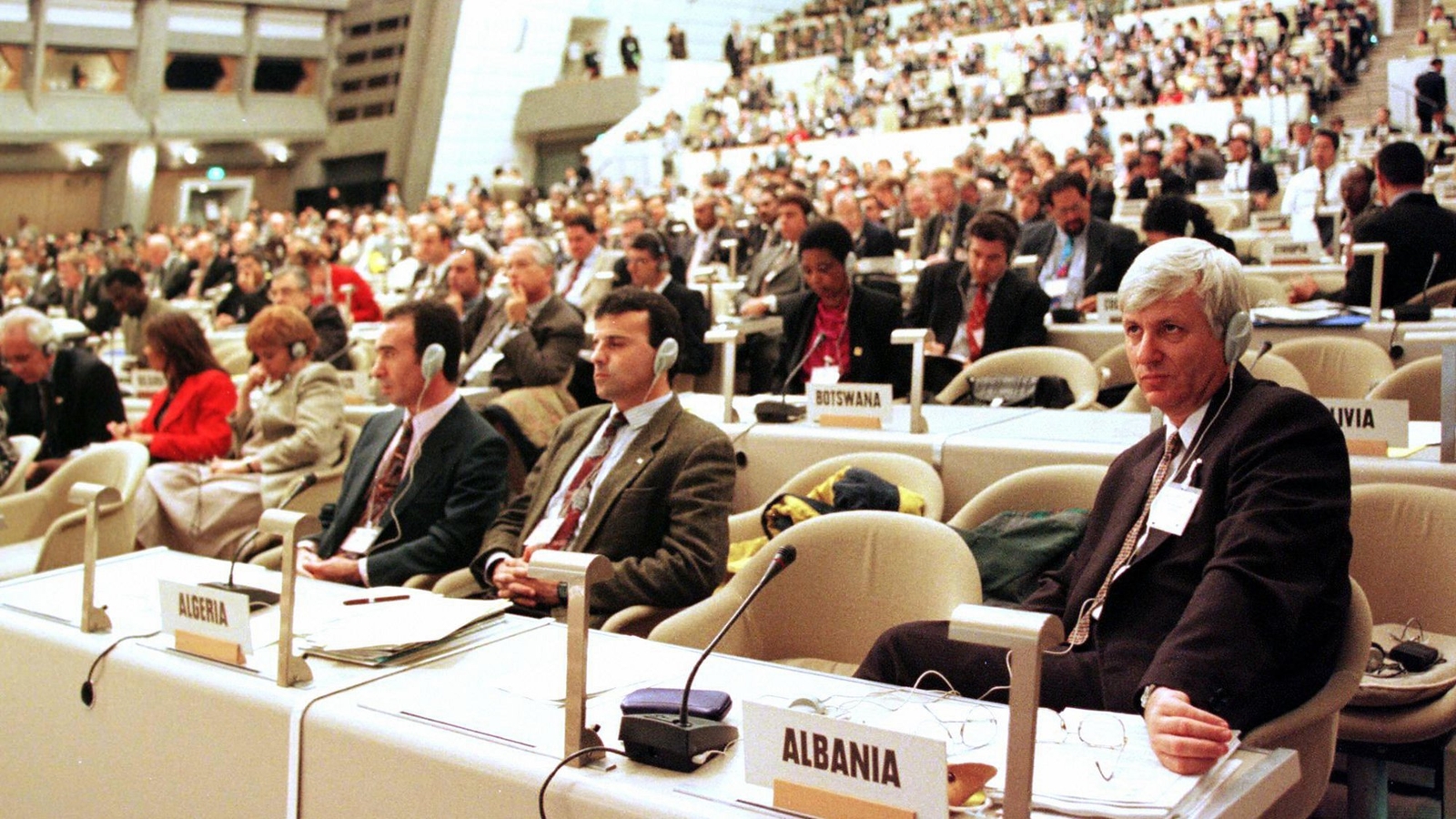 Canada withdrawing from Kyoto Protocol