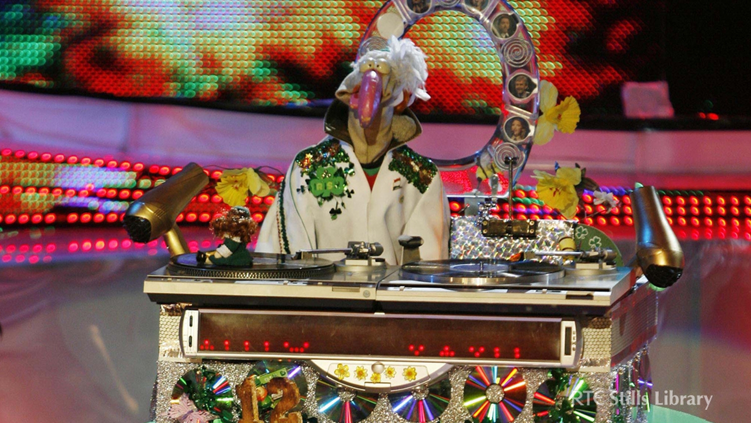 RTÉ Archives | Entertainment | Dustin the Turkey Chosen as Eurovision Entry