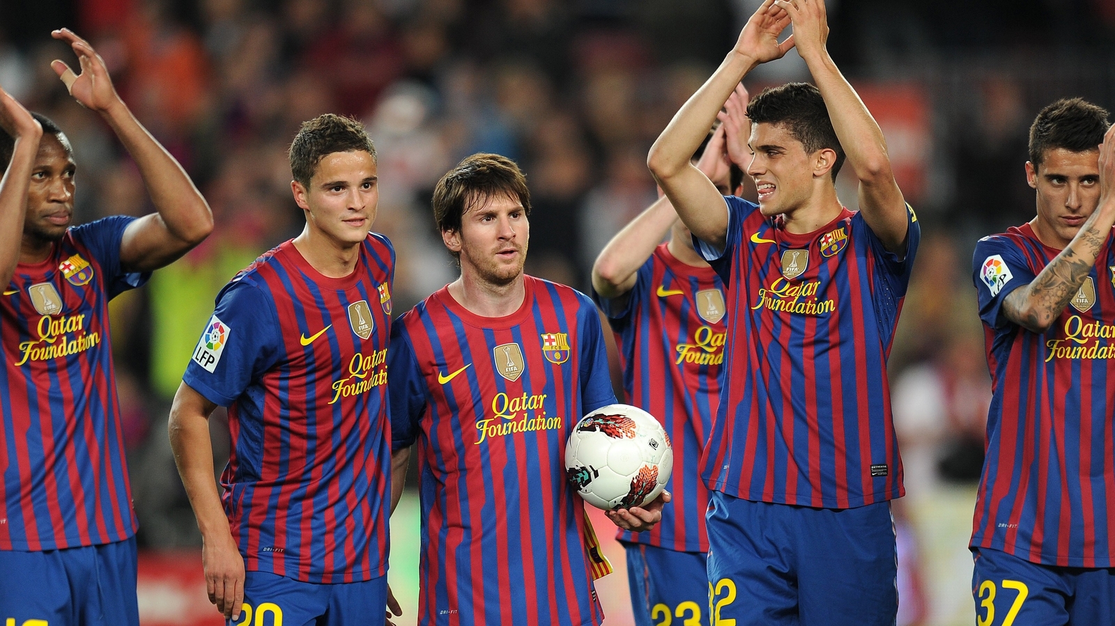 Messi breaks Muller record