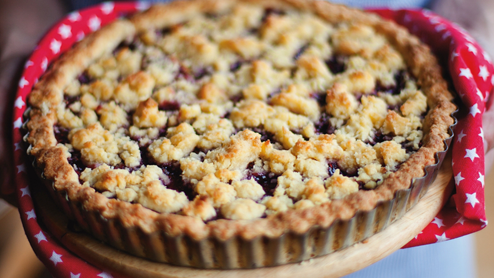 Jam jumble crumble tart