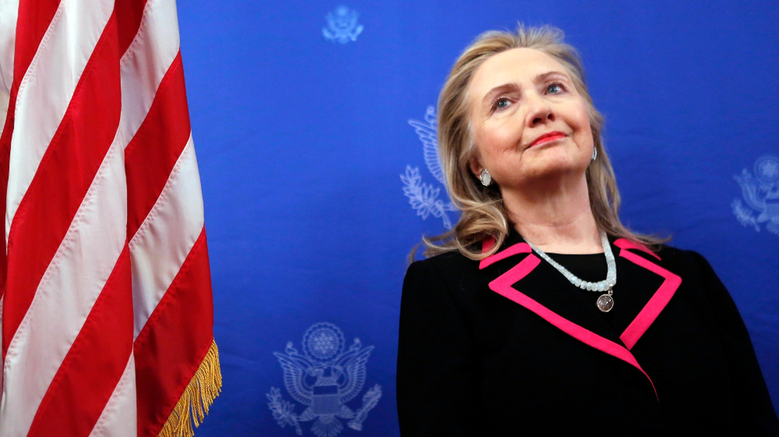 Hillary Clinton begins Europe visit in Ireland